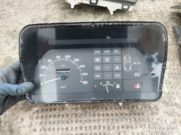 Instrument tabla Fiat Uno Fiorino Elba 127 kilometar km sat - KupujemProdajem
