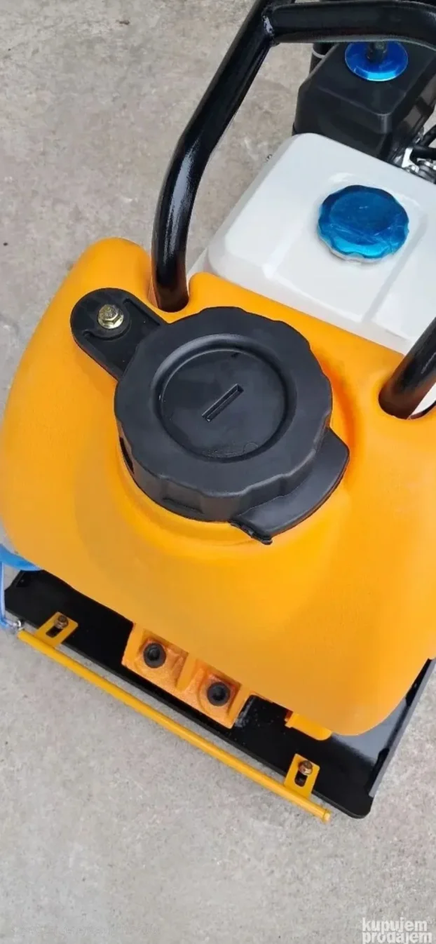 Vibro ploca (zaba) 90kg + guma za behaton NOVO - KupujemProdajem