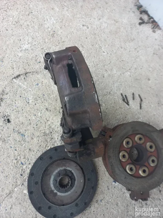 Korpa kvacila za traktor univerzal - KupujemProdajem