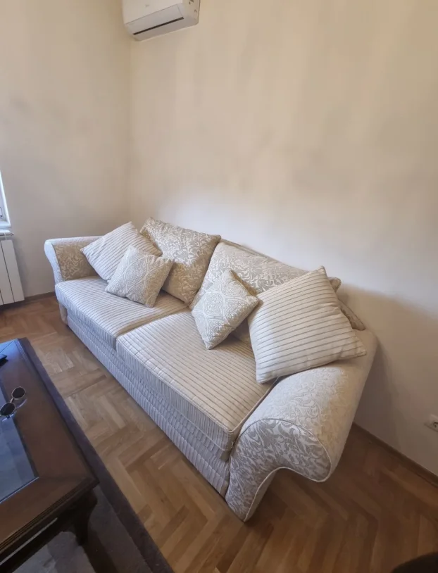 Mahagoni Deco sofa sa 2 stolice od trešnjinog drveta - KupujemProdajem