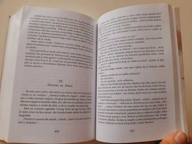 Zovem se crveno - Orhan Pamuk - KupujemProdajem