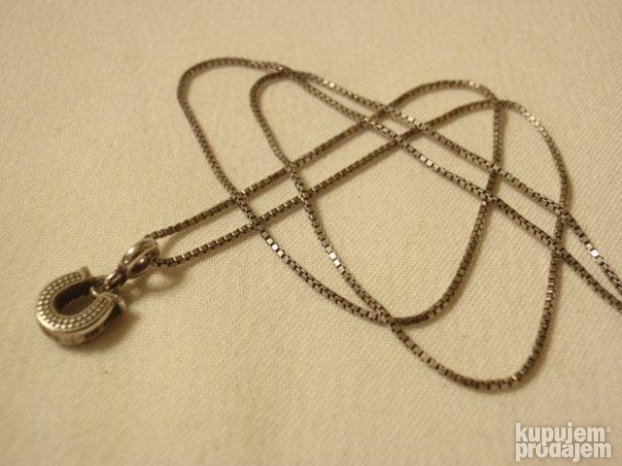 PANDORA lancic sa priveskom - KupujemProdajem