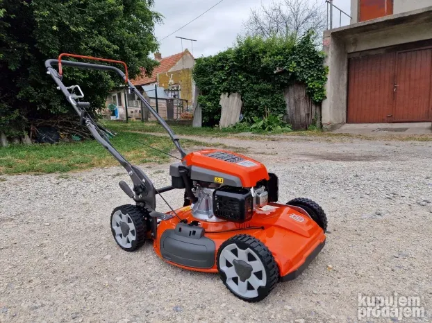 Kosacica Husqvarna LB 251S - KupujemProdajem