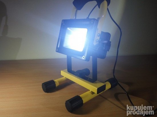 Prenosivi led reflektori 10 30 i 50 W, mobilni reflektori - KupujemProdajem
