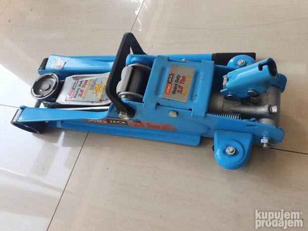 Dizalica krokodilka 2.5t, dizalice za auta - KupujemProdajem