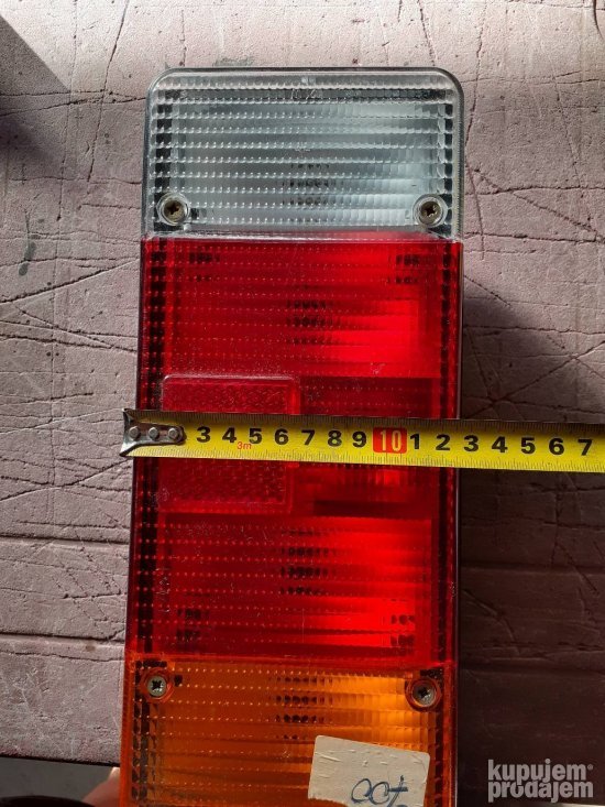 Štop lampa rival cena je po komadu - KupujemProdajem