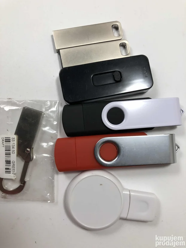 USB stikovi razni rasprodaja - KupujemProdajem