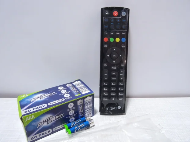 Daljinski ORIGINAL mSAT tv MTS Telekom satelitska za GL-9S50 ...