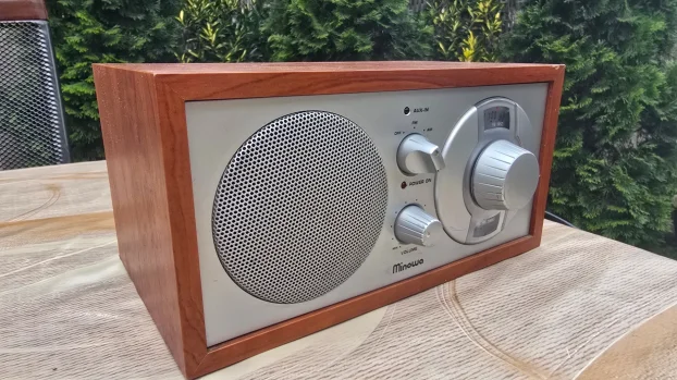 MINOWA - odličan radio tranzistor sa standardnim Aux IN - KupujemProdajem