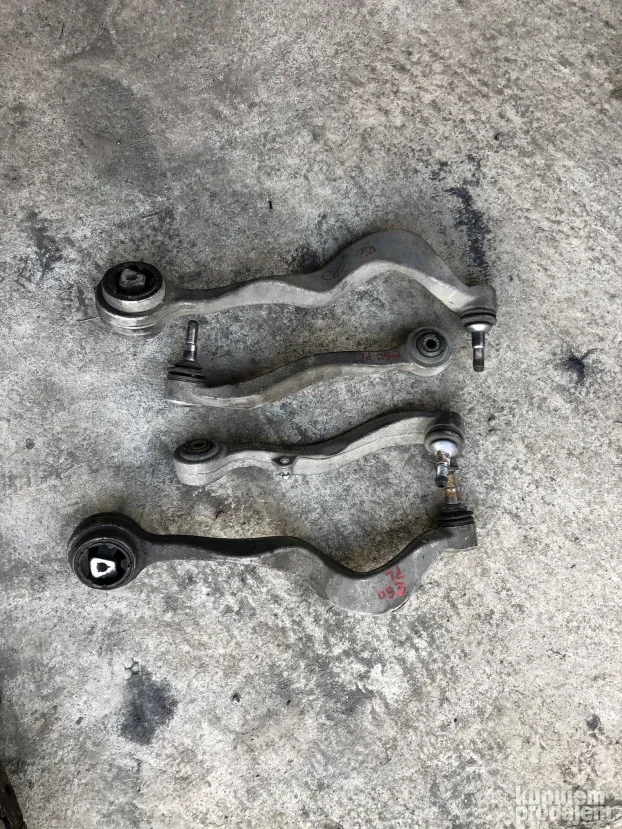 BMW E60 E61 prednje rame ramena - KupujemProdajem