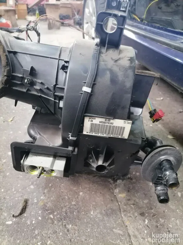 Peugeot 307 isparivač klime,motorići,klapne - KupujemProdajem