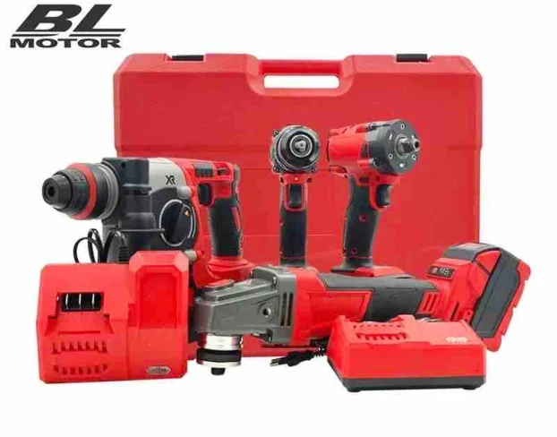 Milwaukee 4u1 Aku Set - 4 Baterije + 2 Punjača - KupujemProdajem