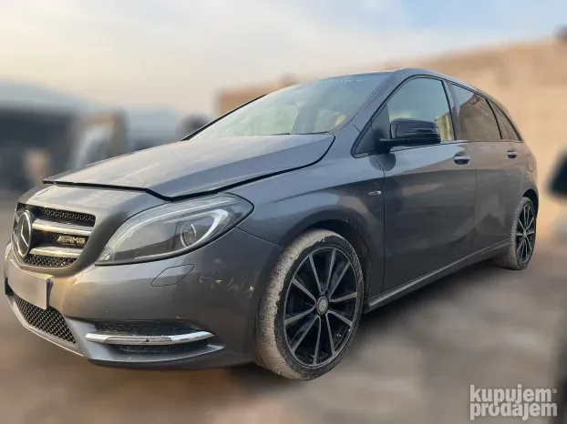 Uljna Pumpa Mercedes B Klasa W246 > 14-18 6511801400 - KupujemProdajem