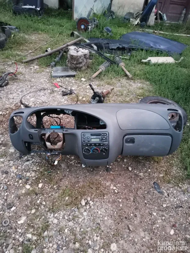 Instrument tabla Ford fiesta mk4 - KupujemProdajem