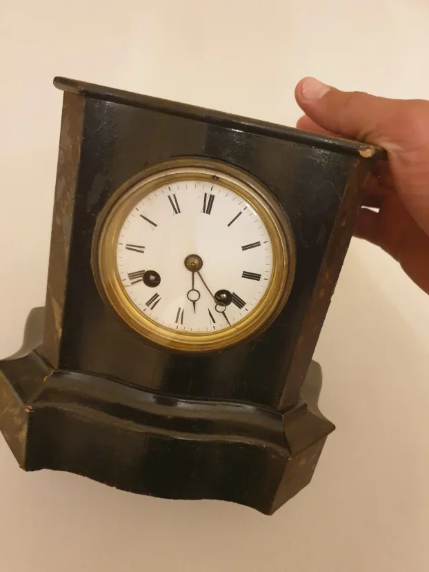 Sat iz 1886 godine. - KupujemProdajem