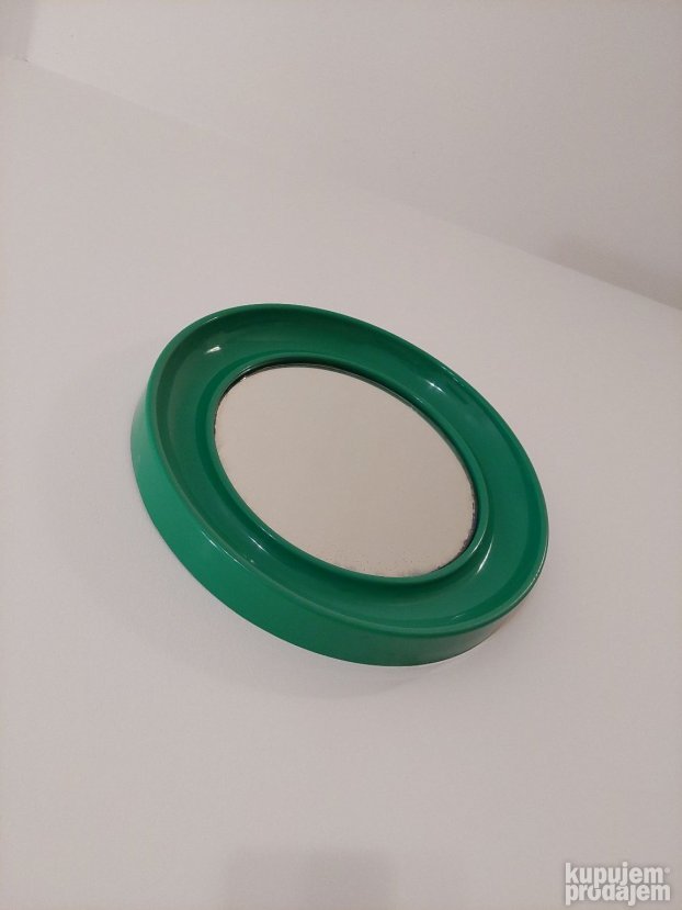 Green Space Age Wall Plastic Mirror PEJAL Ljubljana - KupujemProdajem