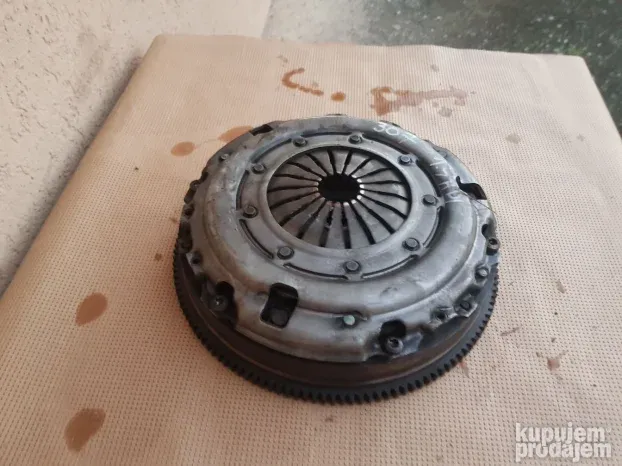 Zamajac set kvačila za Peugeot Pežo 307 1.4 HDI - KupujemProdajem