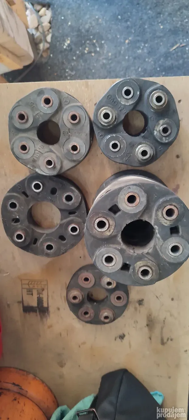 Mercedes hard guma kardana/diferencijala - KupujemProdajem