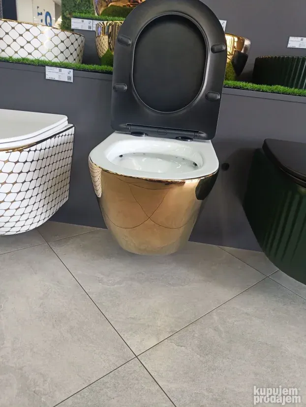 Wc solja konzolna sa soft close daskom Zlatna bela - KupujemProdajem