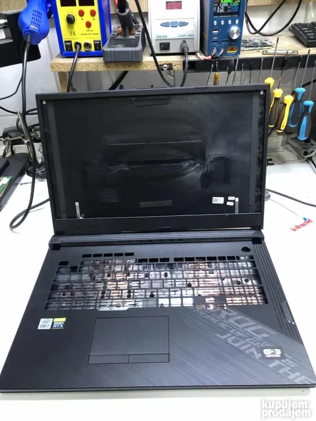 ASUS ROG Strix G712L #93 za delove - KupujemProdajem