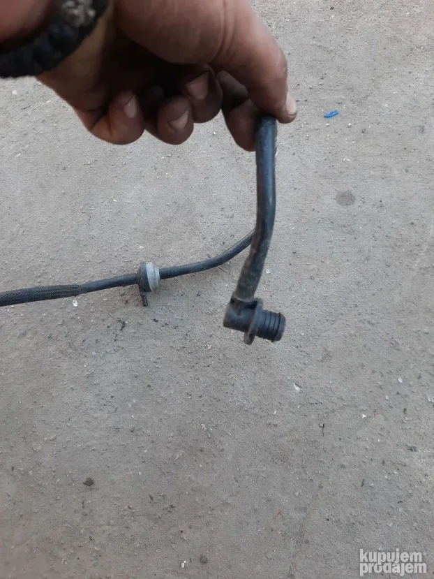 Vakum crevo za 1.6 hdi motore Ford, Pezo, Citroen - KupujemProdajem