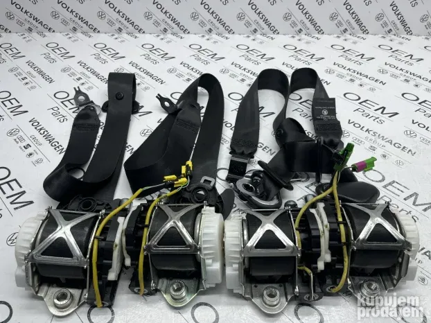 Prednji Pojasevi Skoda Fabia 2 - KupujemProdajem