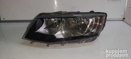 Skoda fabia levi far - KupujemProdajem