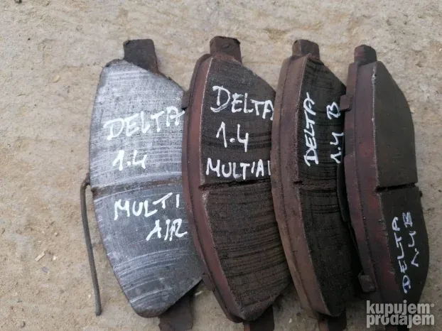 Lancia delta 1.4 TURBO MULTIAIR prednje plocice - KupujemProdajem