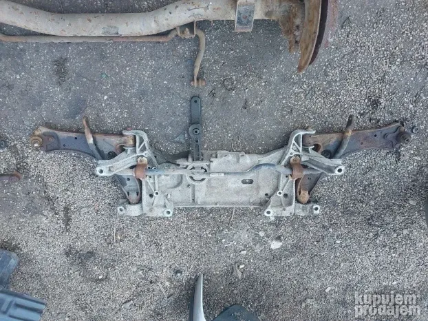 Prednji trap vw caddy 2005 godište - KupujemProdajem