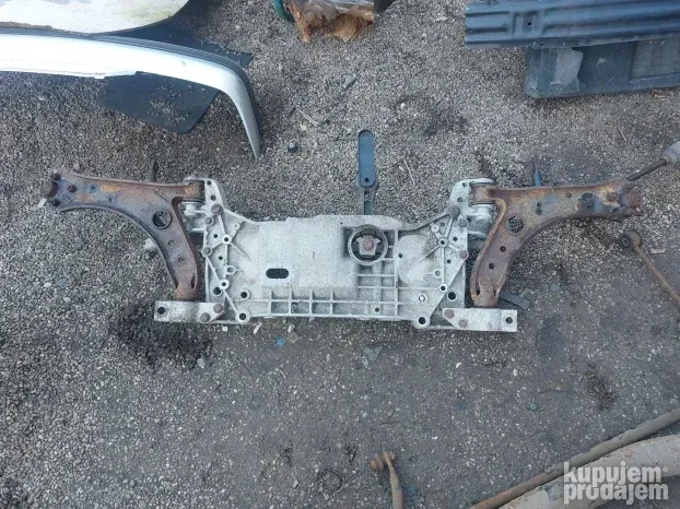 Prednji trap vw caddy 2005 godište - KupujemProdajem