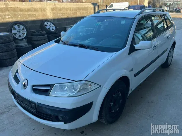 Branik zadnji beli za Renault Megane II karavan (2002-2008 ...