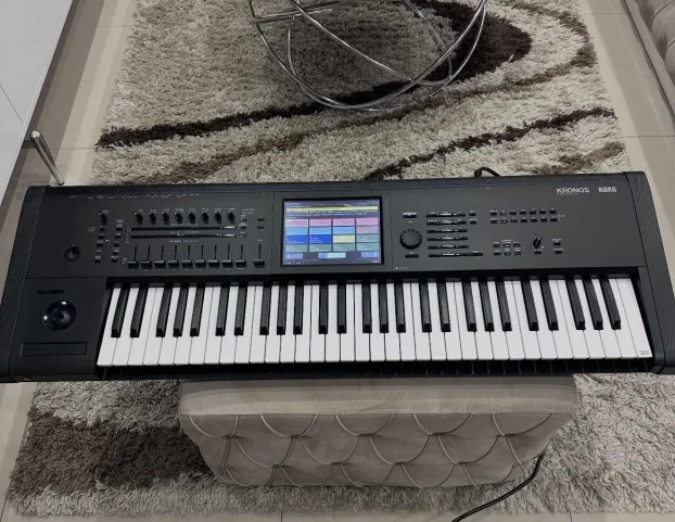Korg Kronos 3 - KupujemProdajem