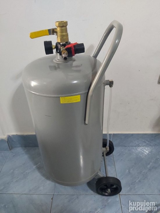 Boca za beskontaktno pranje siva - KupujemProdajem