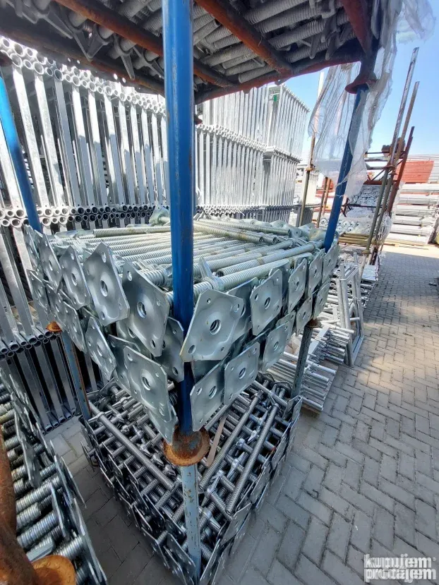 Navojna stopa za skelu 0,5m - KupujemProdajem