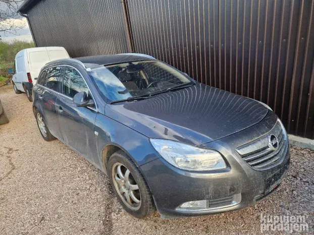 Opel Insignia A 2.0cdti automatik Delovi - KupujemProdajem