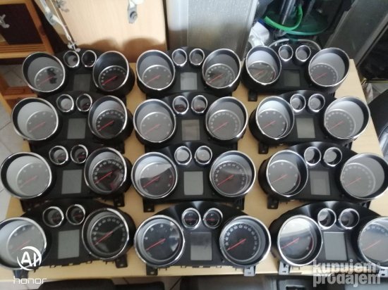 Kilometar sat instrument Opel Astra J 2009-2015 - KupujemProdajem