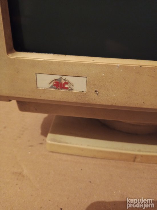 Stari monitor - KupujemProdajem