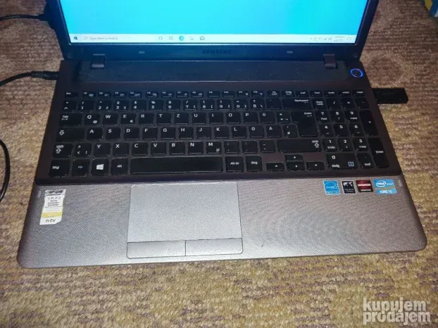 Samsung NP350 model NP350V5C odličan laptop - KupujemProdajem