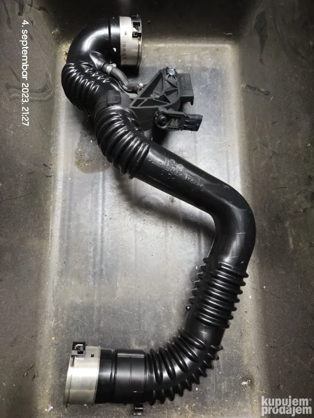 Crevo od interkulera do turbine Nissan X-Trail T32 1.6 dci - KupujemProdajem