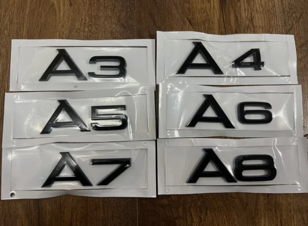 Audi A8 METALNI znak Oznaka Bedz Crni SJAJ - KupujemProdajem