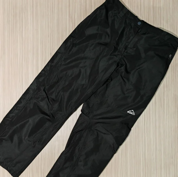 McKinley Aquamax Premium kišne pantalone vel. 46 - KupujemProdajem