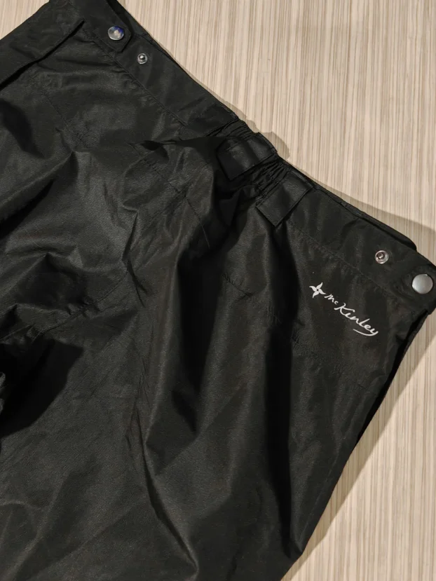 McKinley Aquamax Premium kišne pantalone vel. 46 - KupujemProdajem