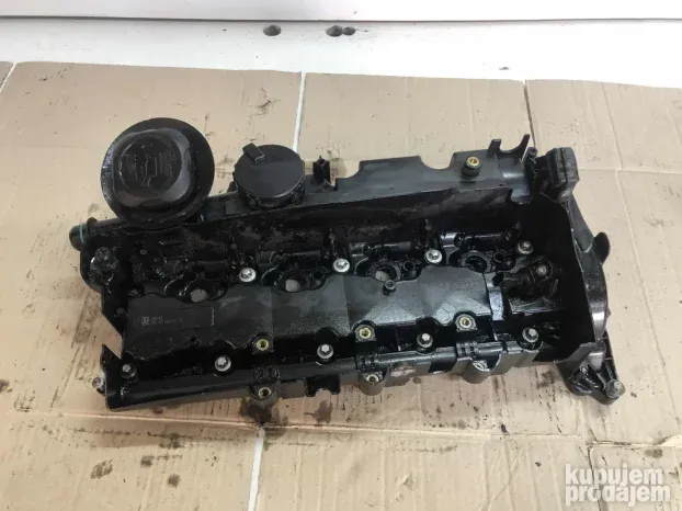 BMW N47 ventil dekla poklopac motora e87 e81 e90 e91 e60 - KupujemProdajem