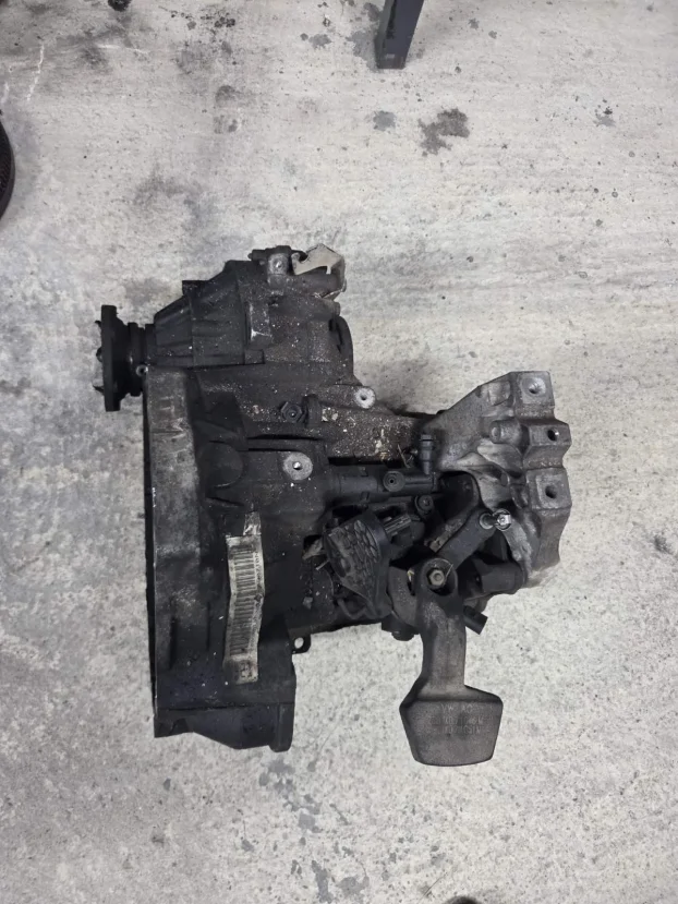 Menjac 1.9 5 brzina Audi A3 - KupujemProdajem