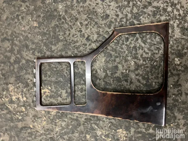 Lajsna mahagoni tamna oko menjaca BMW E39 - KupujemProdajem