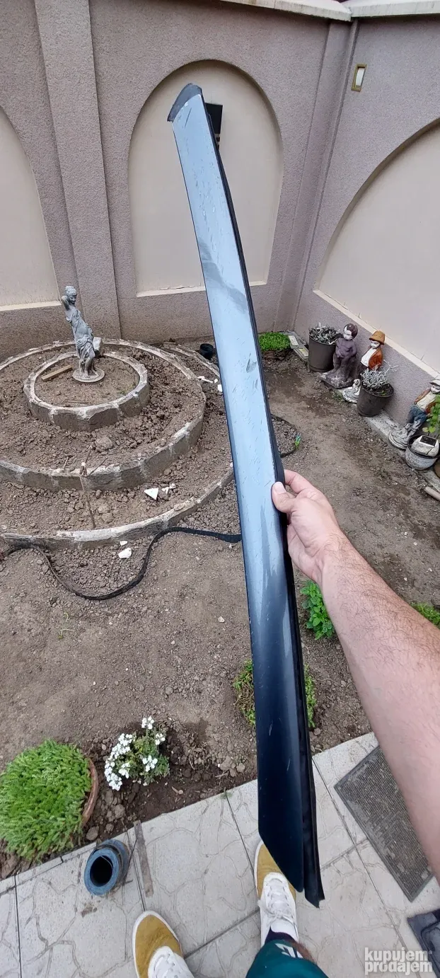 Citroen C4 picasso leva lajsna kod soferke original 2007-10 ...