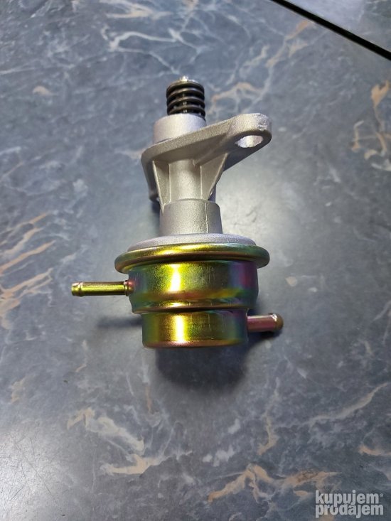 AC pumpa Golf 1.3 ravna - KupujemProdajem