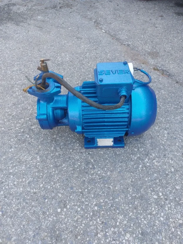Pumpa za vodu Sever 1.5 KW 220 V - KupujemProdajem