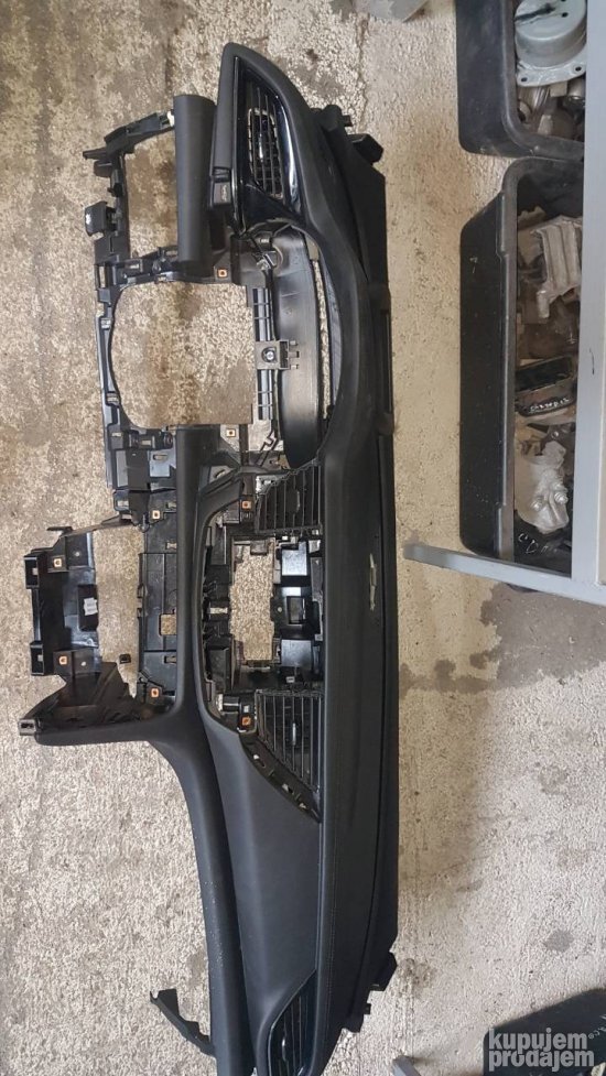 Tabla kokpit insignia b airbeg - KupujemProdajem