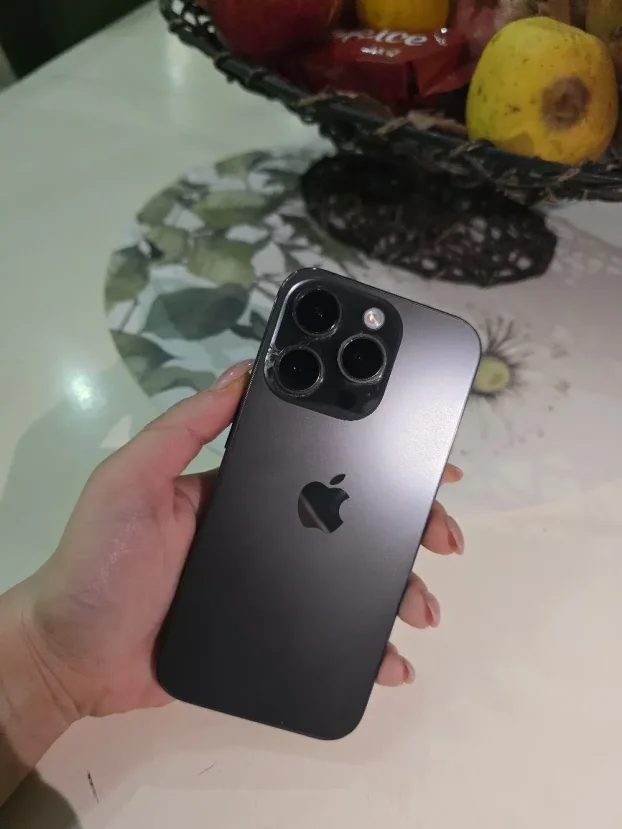 Iphone 15 Pro 100%BH - KupujemProdajem